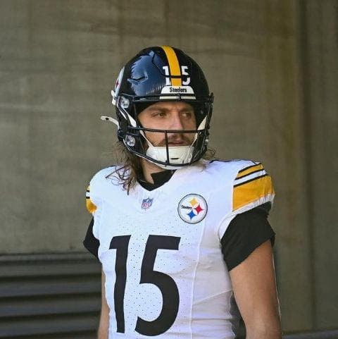 The 18 Best White NFL Wide Receivers Of 2025, Ranked