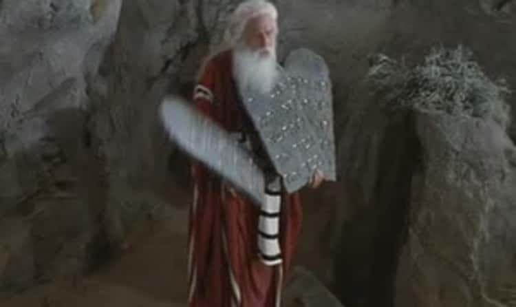 Surprisingly Clever Details Fans Spotted In Historical Comedies