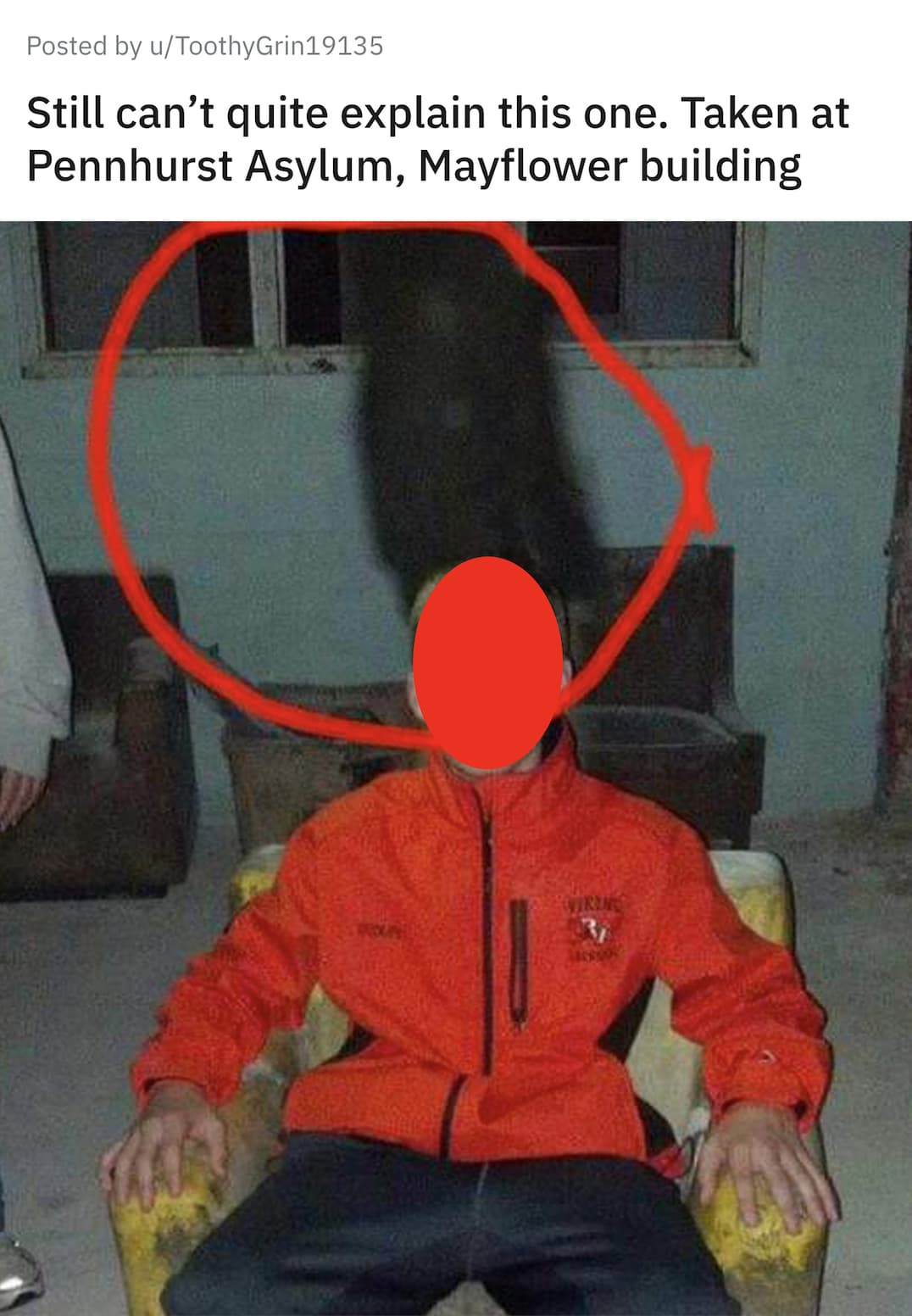 Random Haunting Photos That Made Us Want To Start Sleeping With A ...