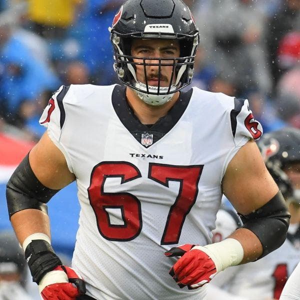 The 25+ Tallest NFL Players Right Now, Ranked