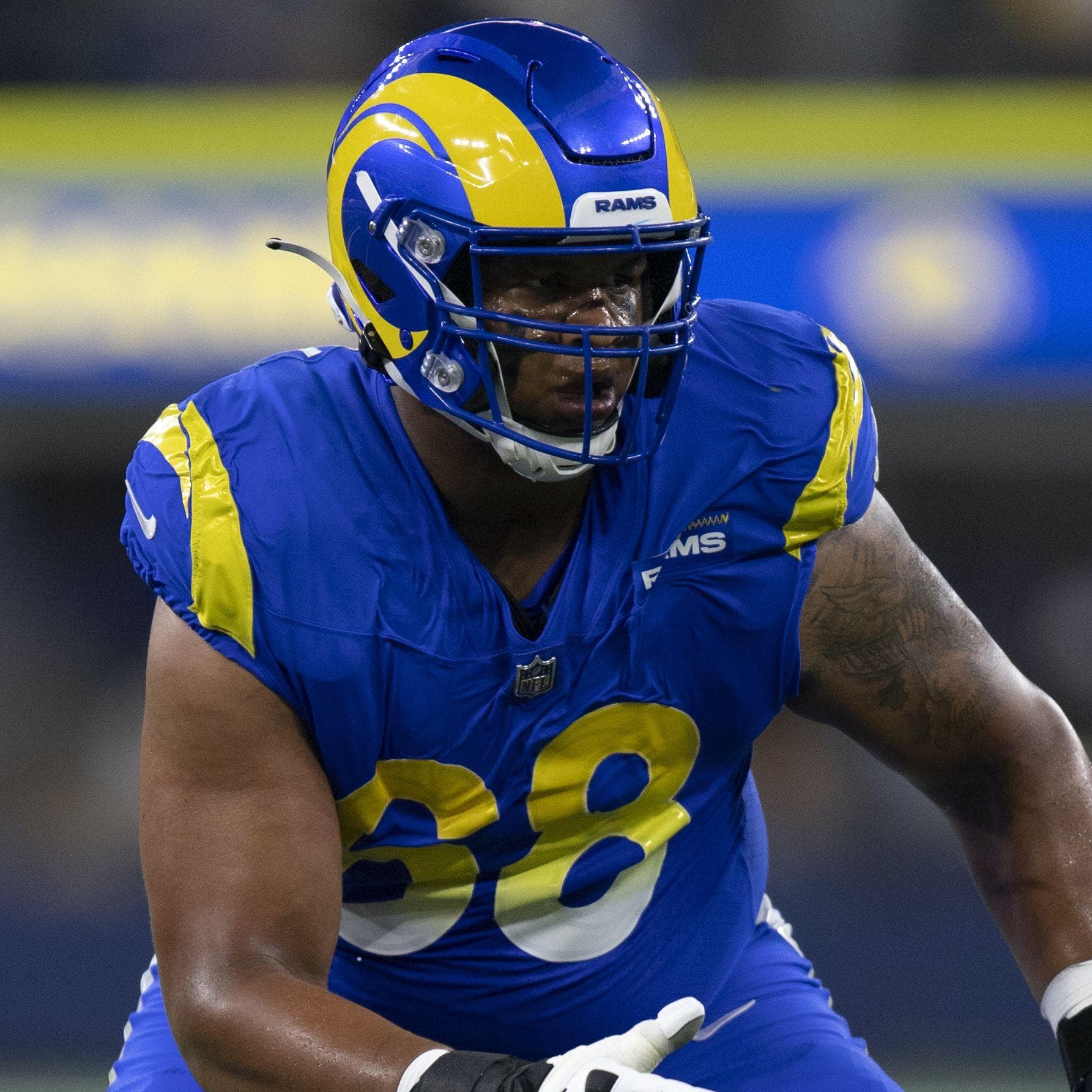 The 25+ Tallest NFL Players Right Now, Ranked