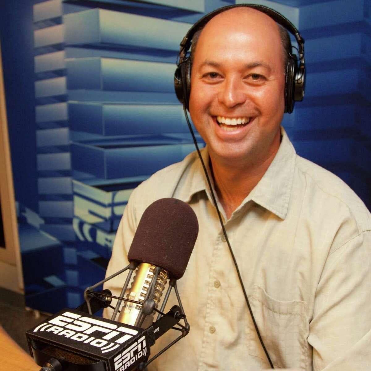 The 25+ Best NFL Commentators Of 2022, Ranked