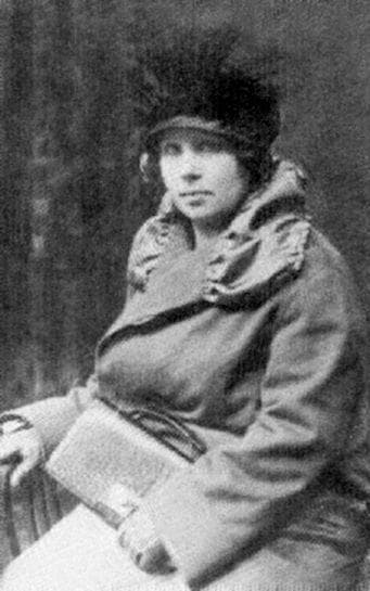 12 Facts About The History Of Midwifery That Really Deliver