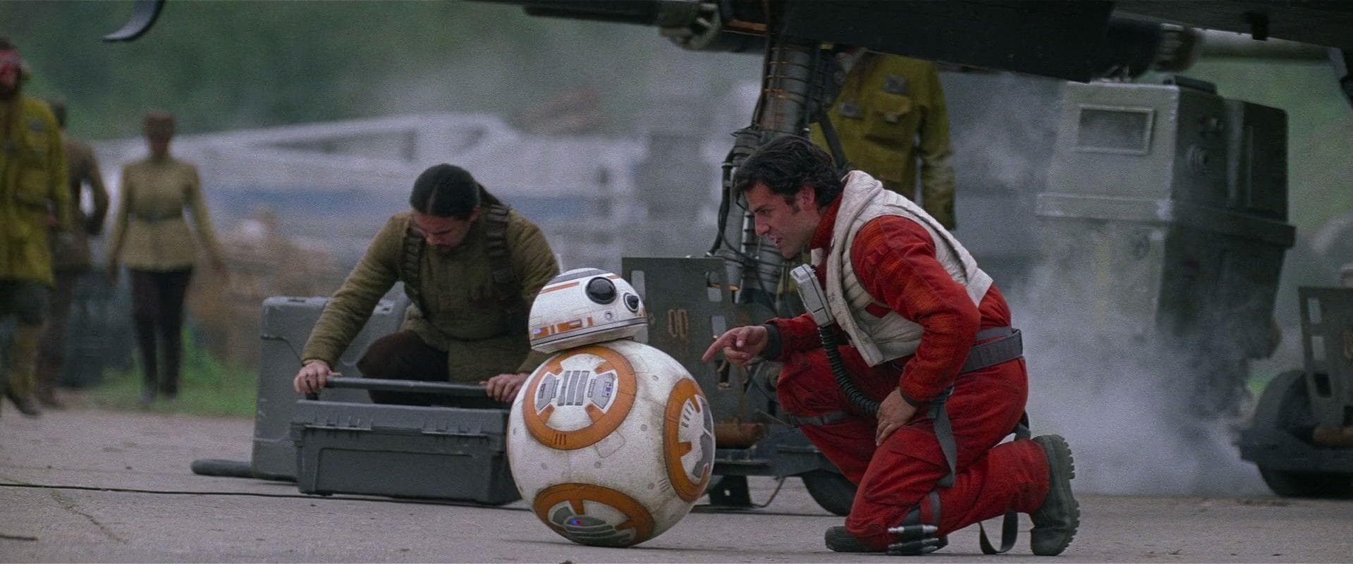 'Star Wars' Fans Reveal Heartbreaking Theories About Droids
