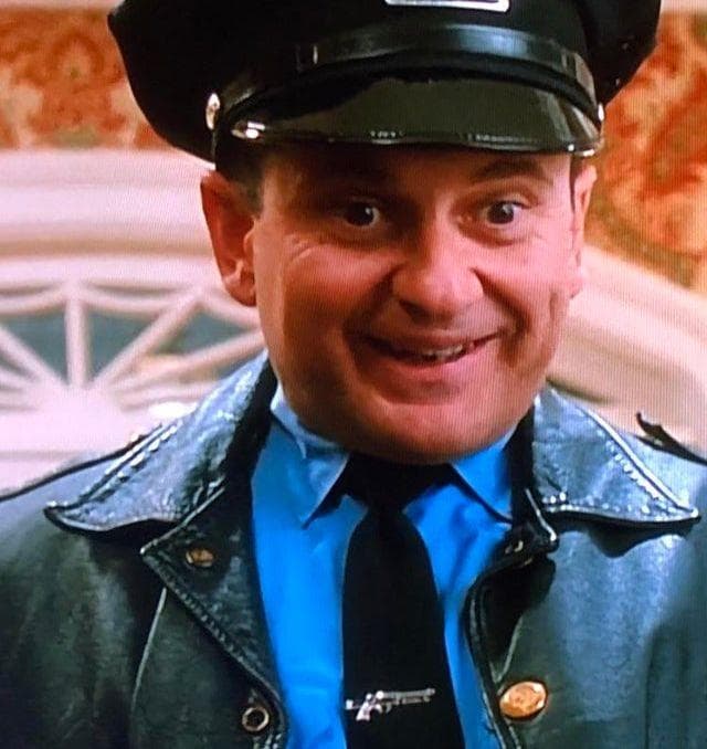 Small Details From The 'Home Alone' Movies That Enhance Even Our 100th ...