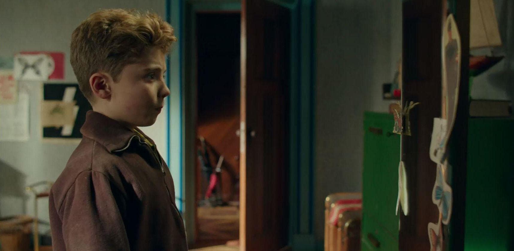 Interesting Details From Oscar-Nominated Movies That Were Spotted By Fans