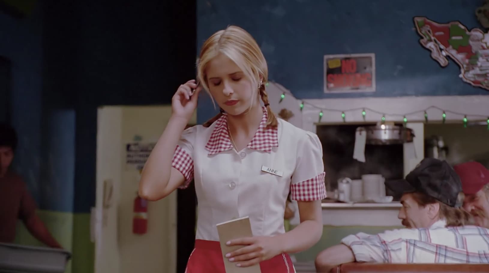 33 Of Sarah Michelle Gellar's Most Iconic Hairstyles On 'Buffy the ...