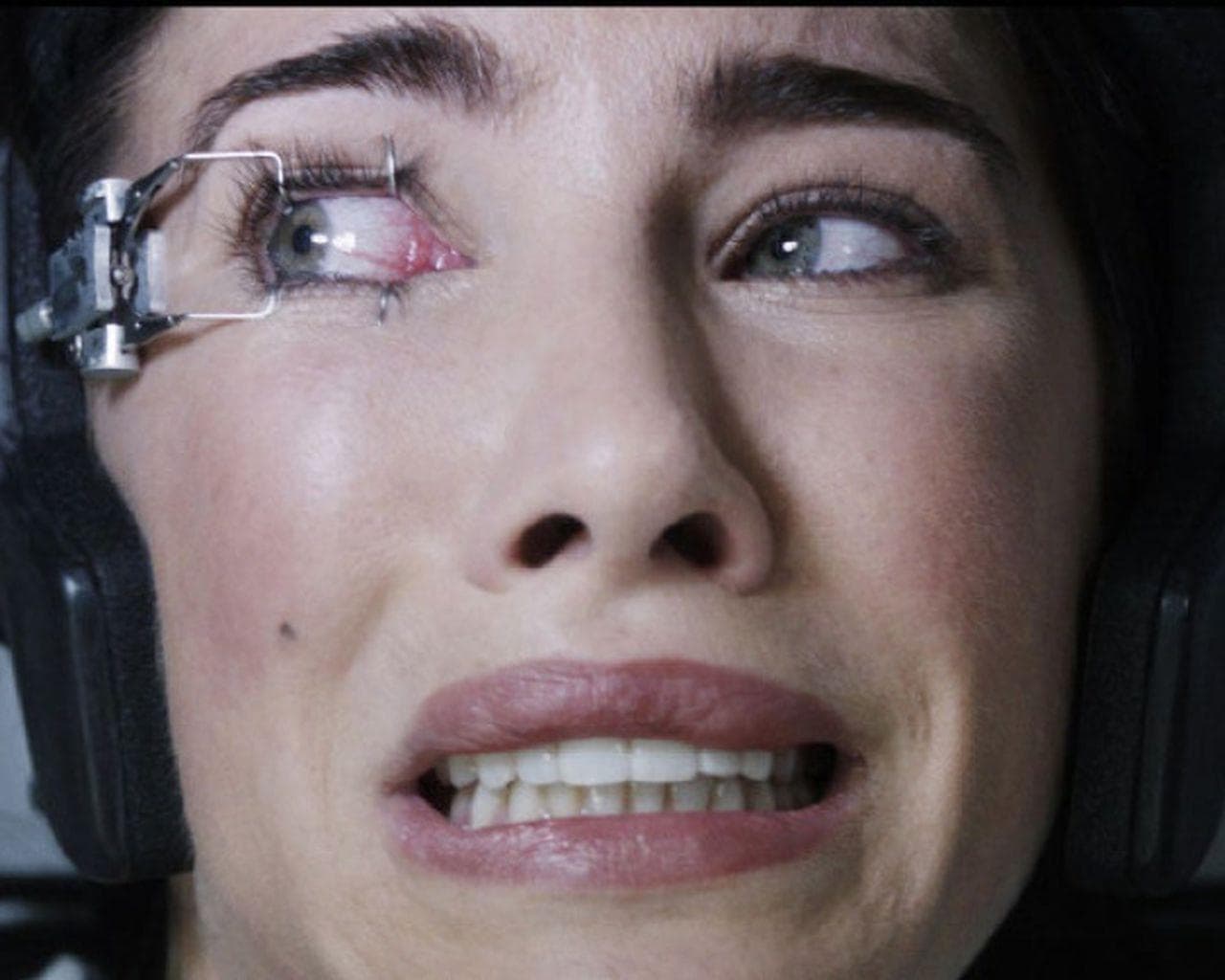 Fans Share The Traumatizing Moments From Horror Movies That Had A Real ...