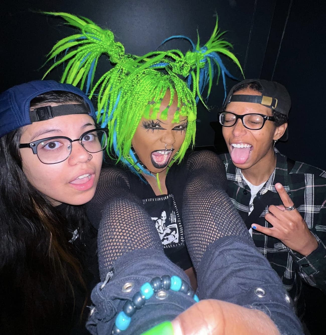 Celebrities Who Look Great With Green Hair