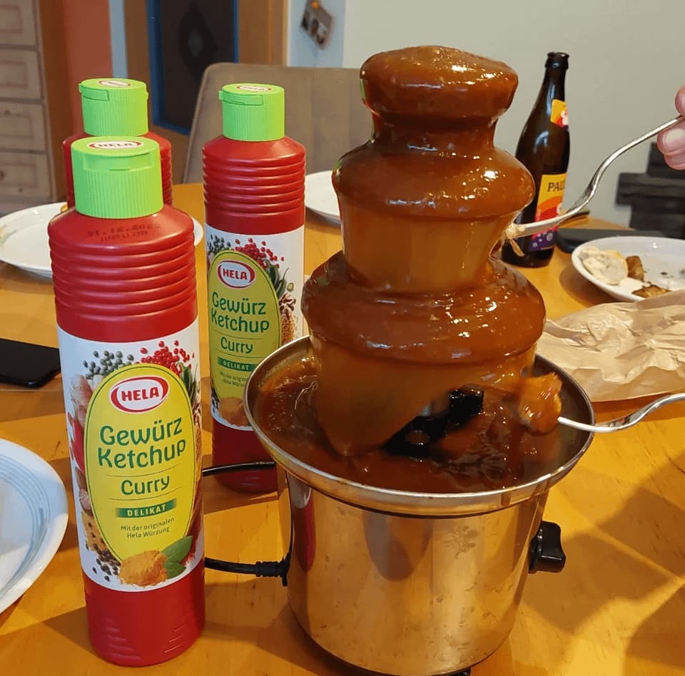 18 Deeply Cursed Images We Found This Week We Wish We Could Unsee