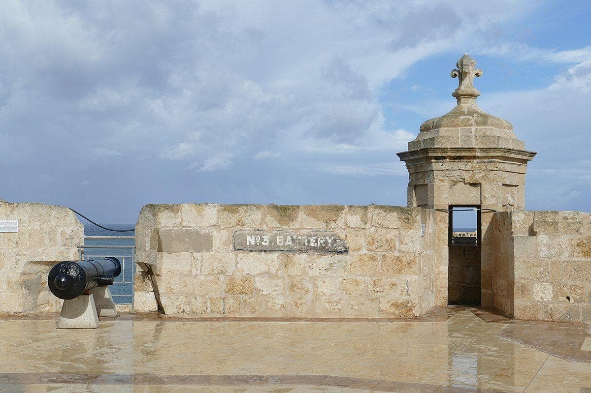 13 Historical Forts We'd Feel Pretty Safe Inside