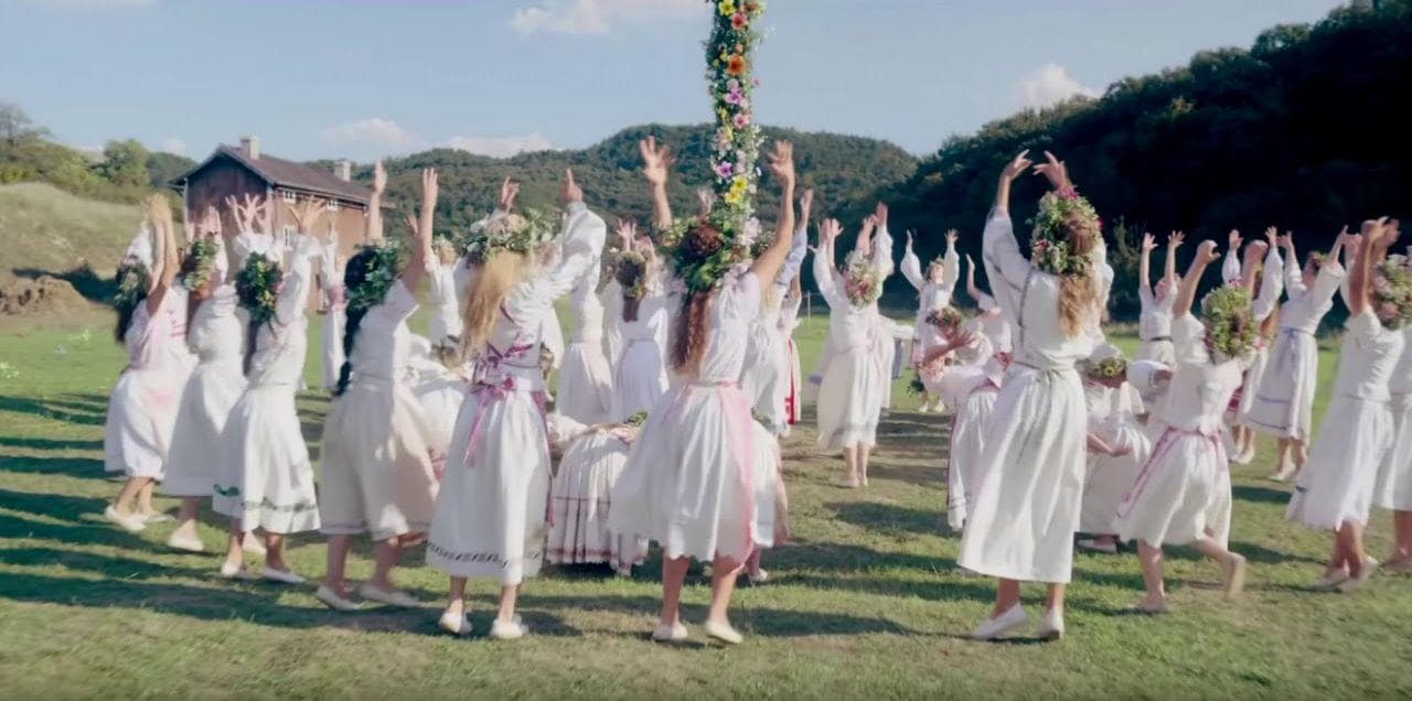 Trippy Behind-The-Scenes Details We Never Knew About 'Midsommar'