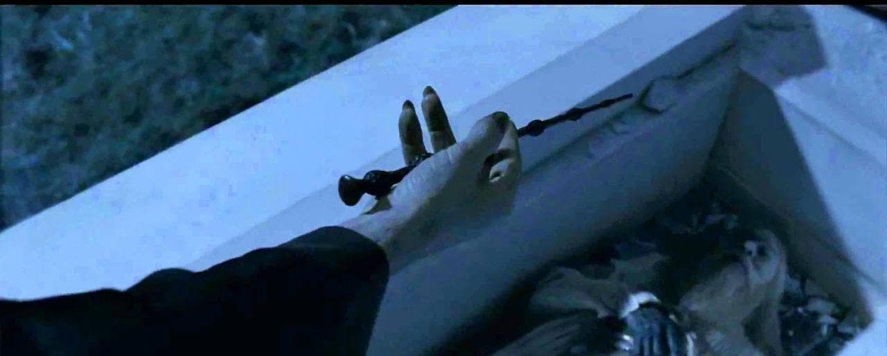 Timeline of the Deathly Hallows In 'Harry Potter'