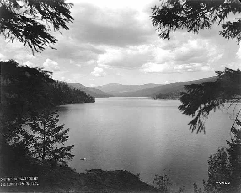 Haunted Lakes In America