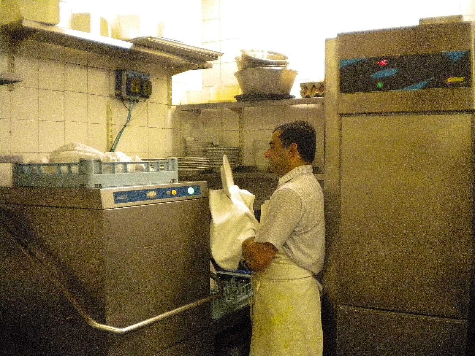 People Reveal The Darkest Food Industry Secrets They Know