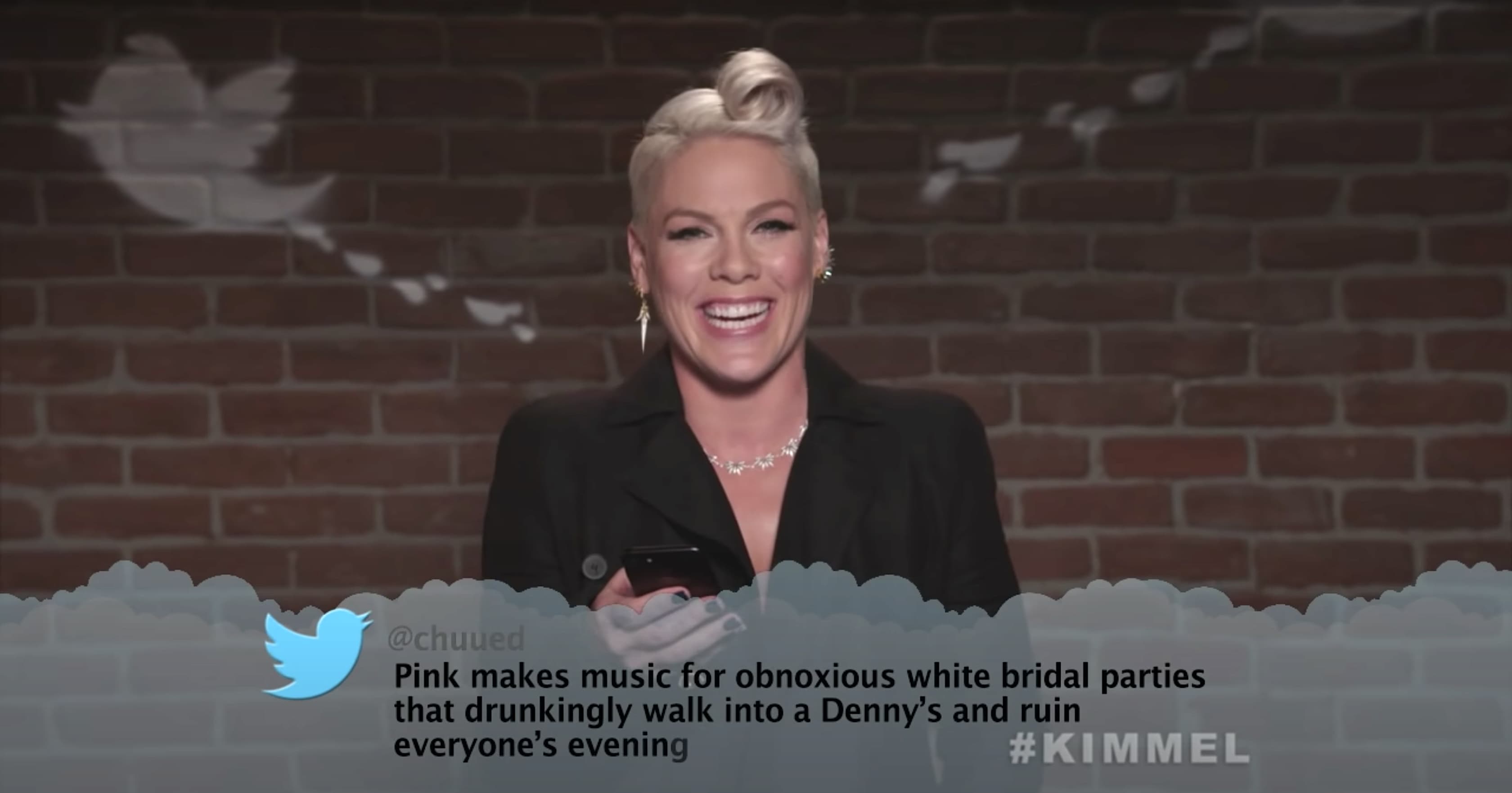 Hilarious 'Mean Tweets' Where Women Got ROASTED