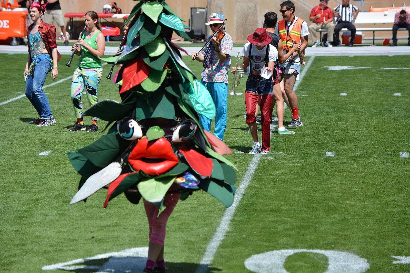 The 14 Weirdest Sports Mascots of All Time, Ranked By Fans