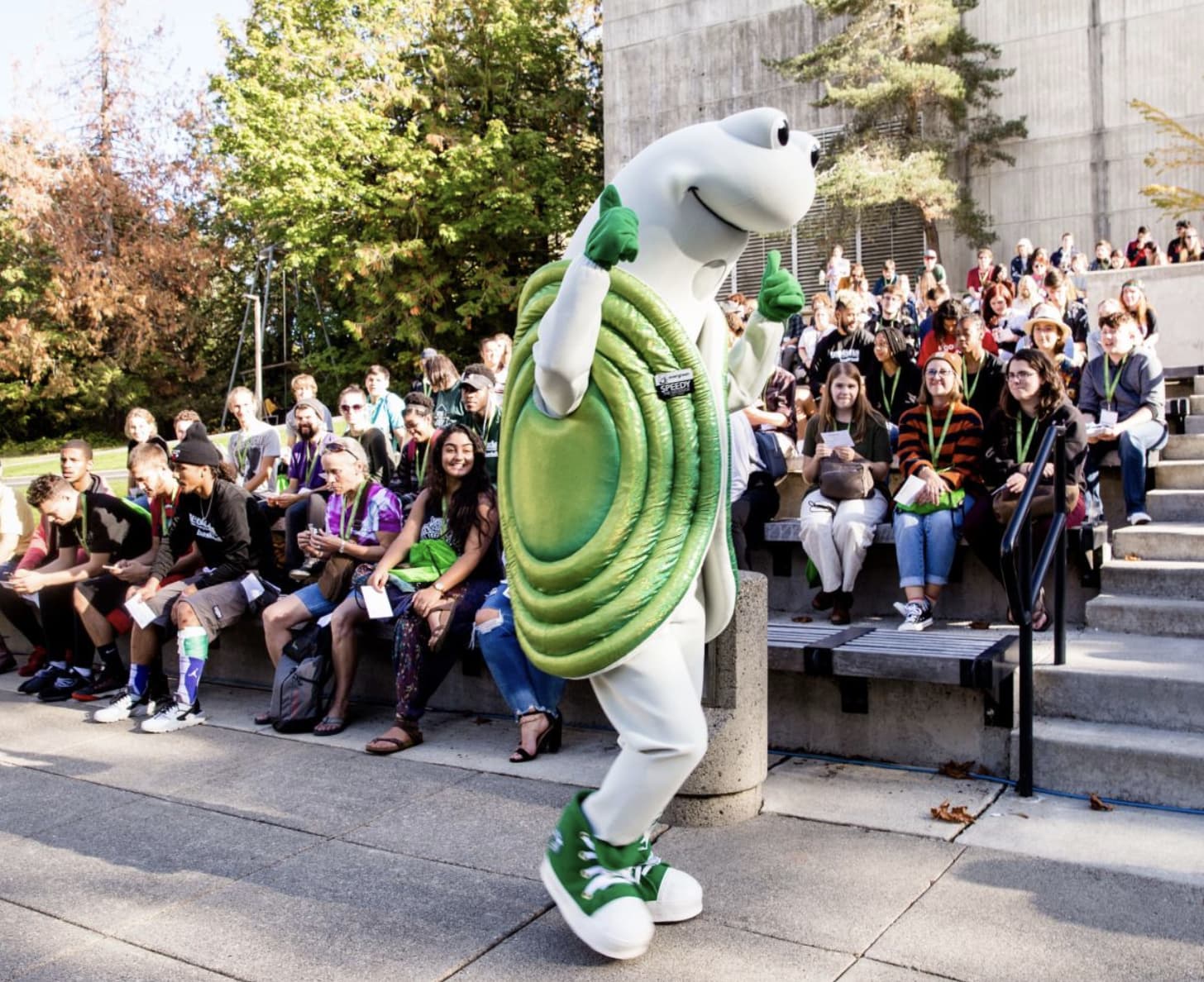 The 14 Weirdest Sports Mascots of All Time, Ranked By Fans