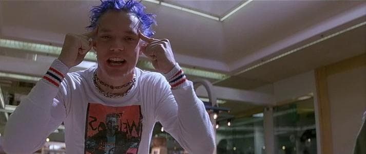 The 16 Major '90s Grunge Fashion Trends, Ranked
