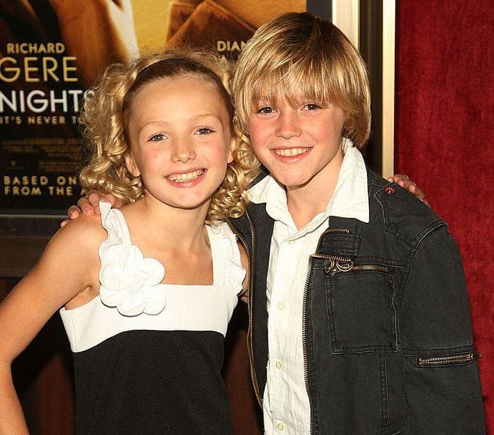 55+ Famous Twins: The Ultimate List of Celebrity Twins