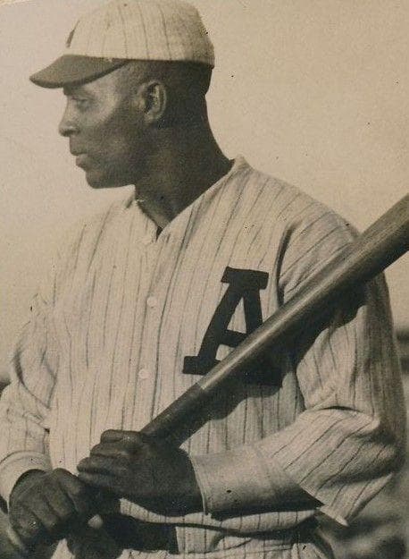 14 Negro League Baseball Players With MLB Records