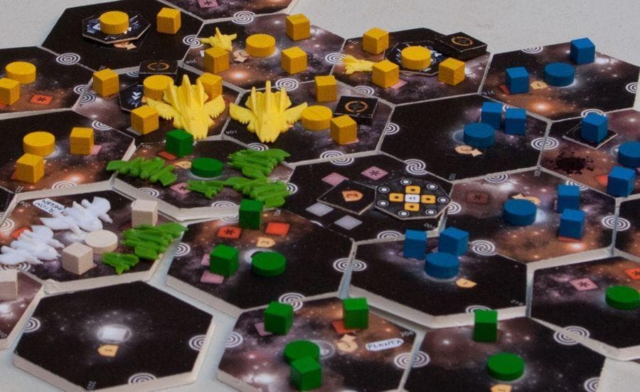 The 12 Best 6-Player Board Games, Ranked