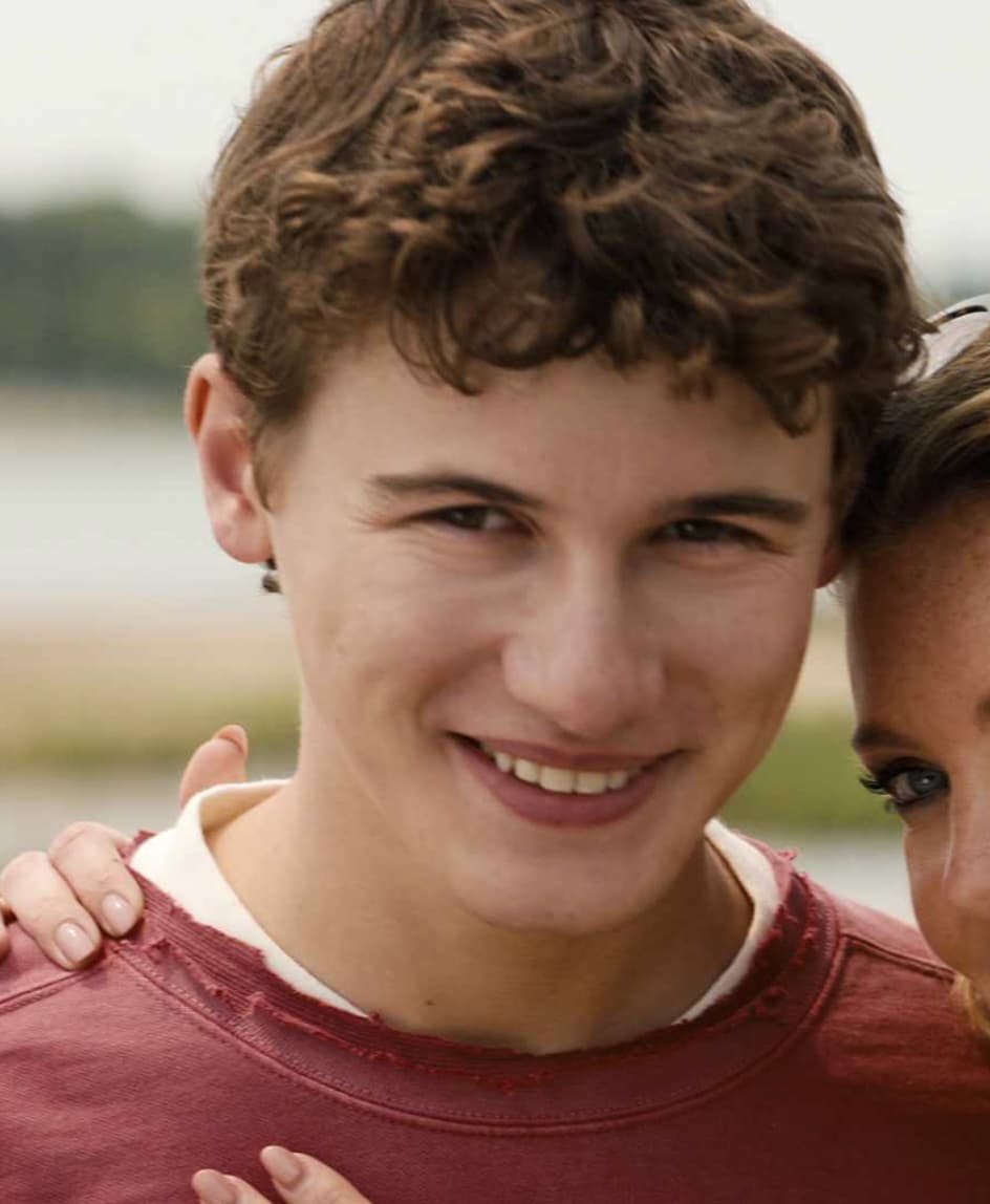 The Cast Of Netflix's 'The Perfect Couple' And The Characters They Play ...