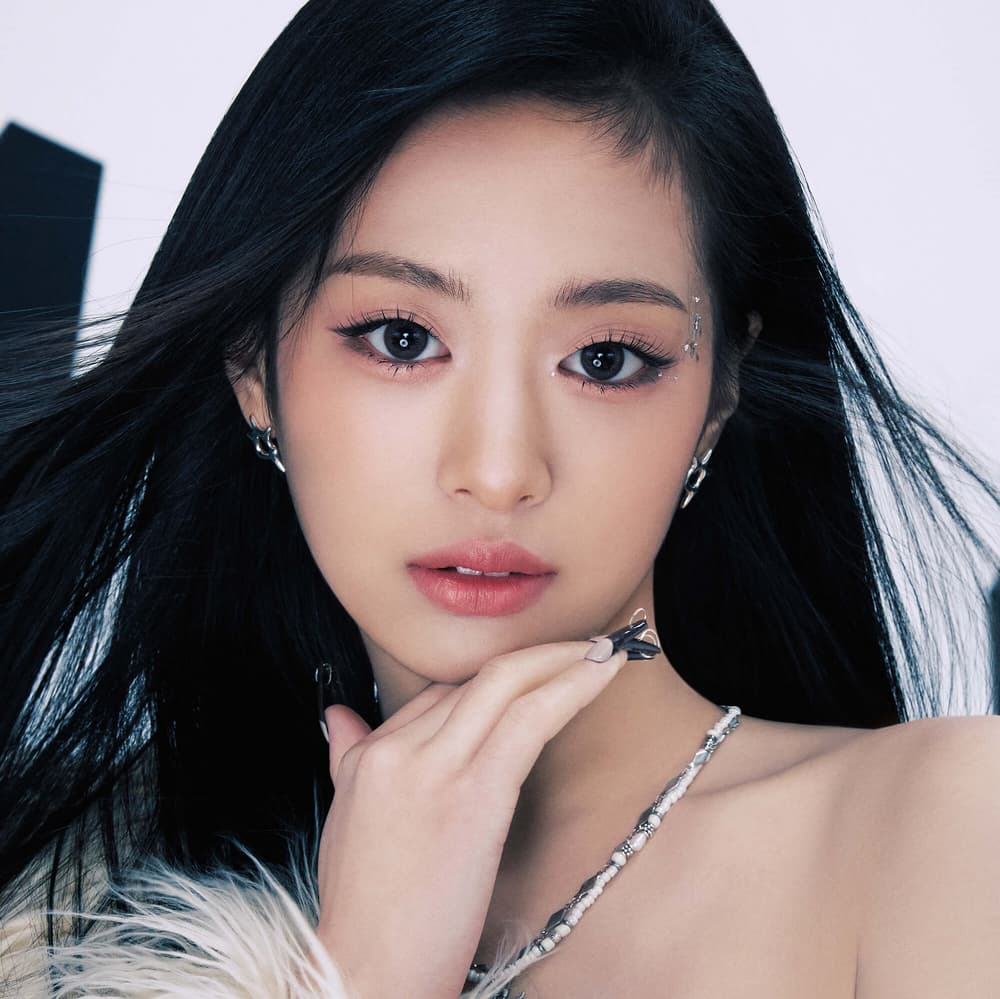 20+ K-pop Idols Who Are ISTJ, Ranked By Fans