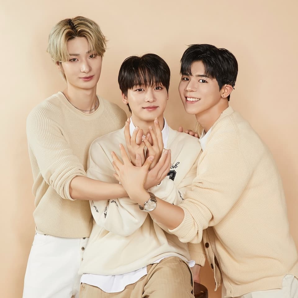 The 25+ Best K-Pop Trio Groups, Ranked By Fans