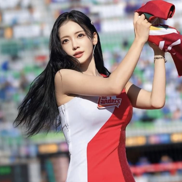 The 35 Hottest Korean Cheerleaders, Ranked