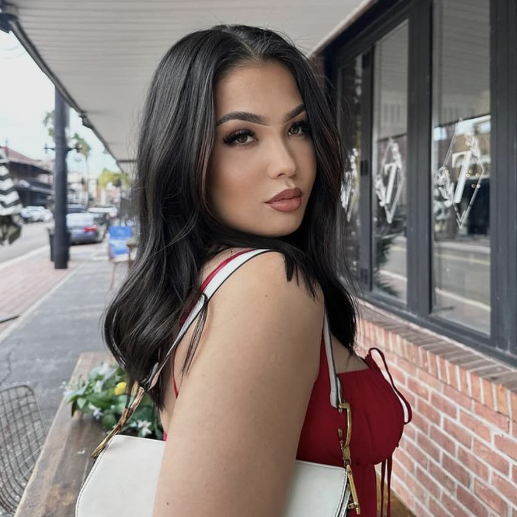 The 20 Hottest Iranian Models Of 2024, Ranked