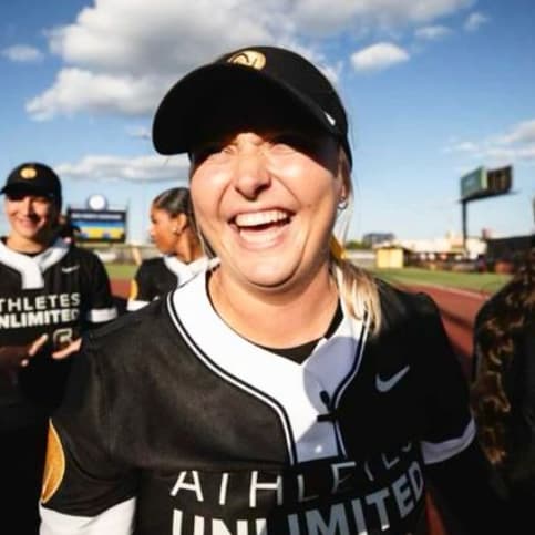 The Hottest Softball Players, Ranked