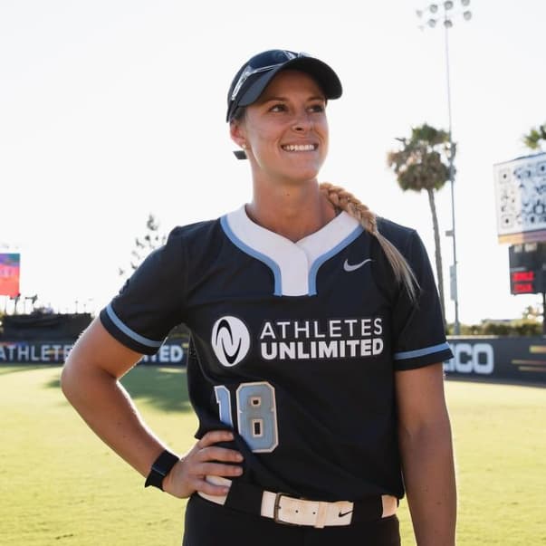 The Hottest Softball Players, Ranked