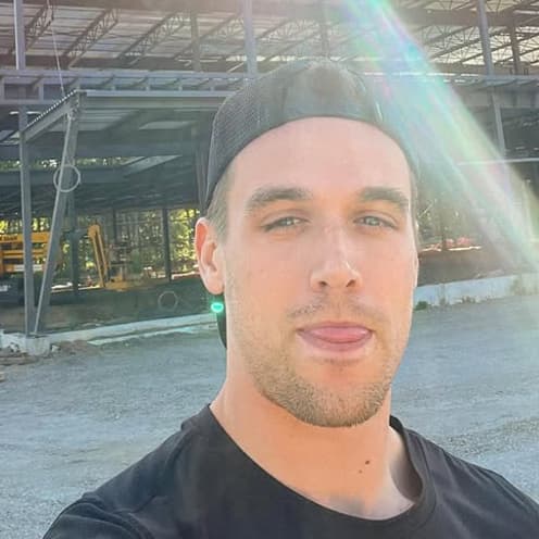 The 25 Hottest Male Fitness Models, Ranked