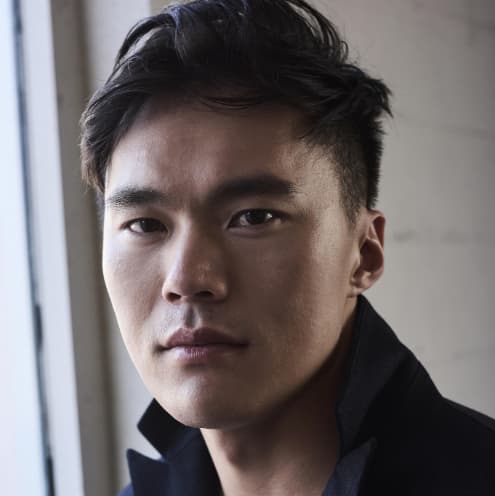 The 20 Sexiest Men On '9-1-1' (With Photos)