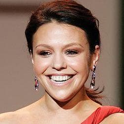 Famous Female TV Chefs | List of Top Female TV Chefs