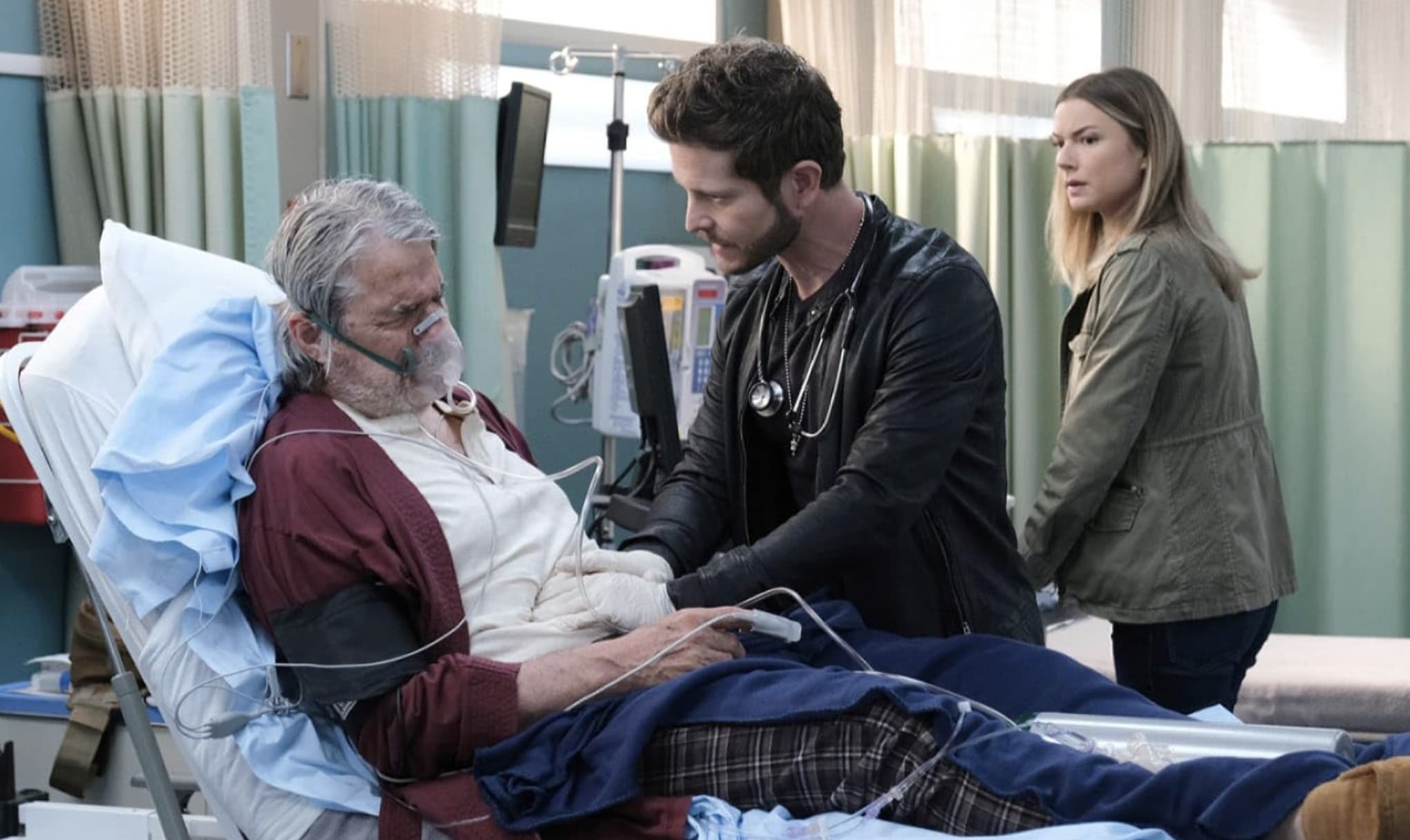 How The Resident Became More Realistic Than Grey's Anatomy With These ...