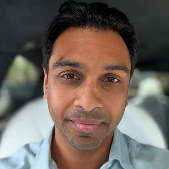The 20+ Most Attractive Doctors On Social Media, Ranked