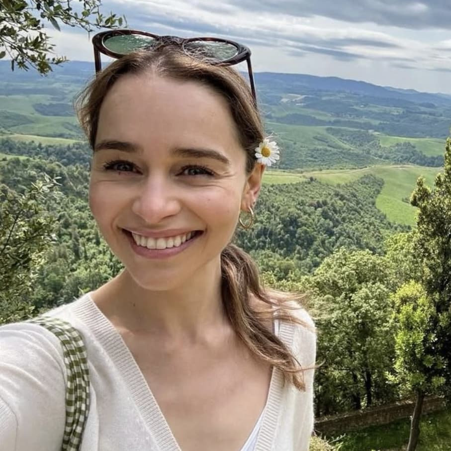 The 20 Hottest Emilia Clarke Photos, Ranked