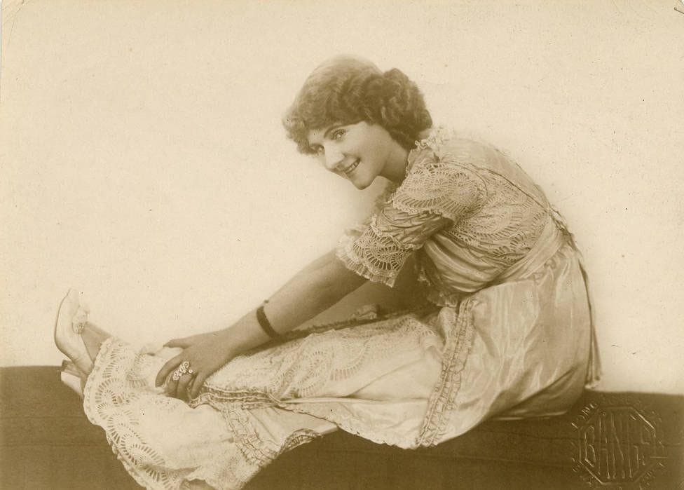 Stories We Heard About Old Hollywood Stars In 2021