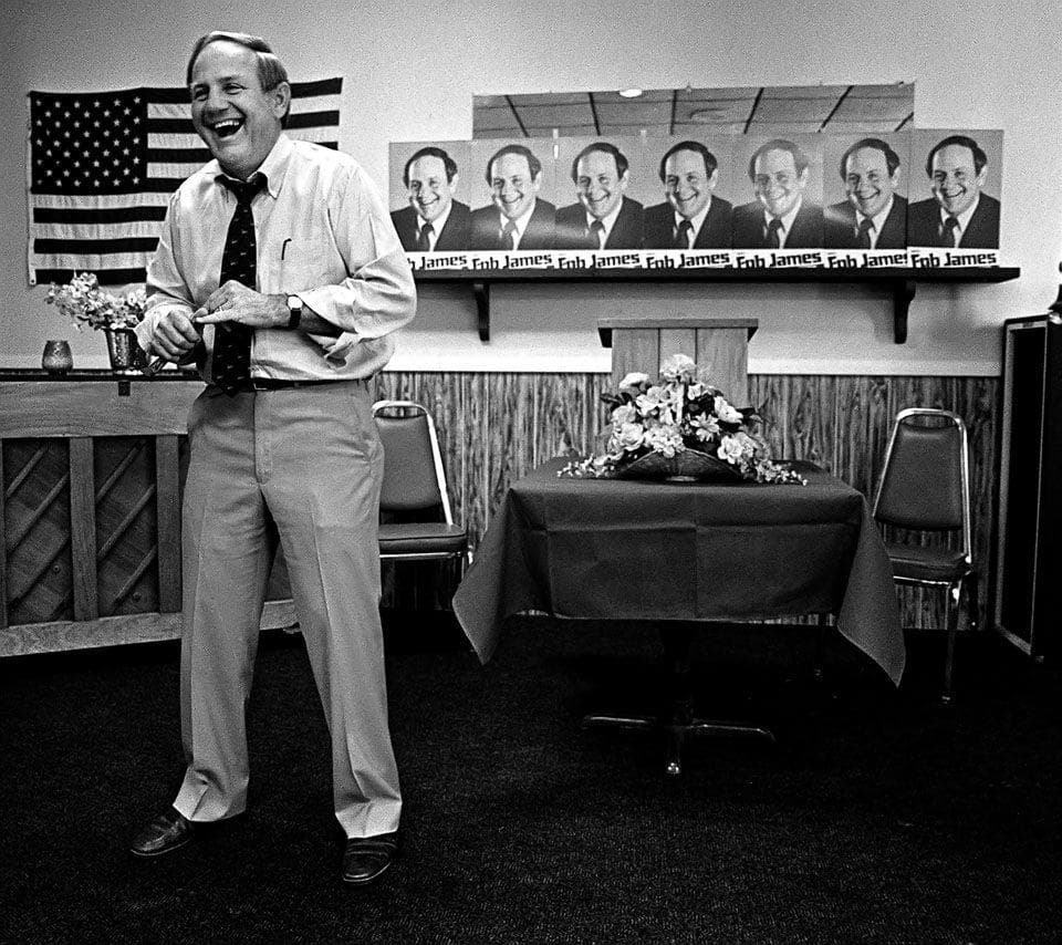 Celebrities Born in 1934 | List of Famous Men & Women Born in 1934