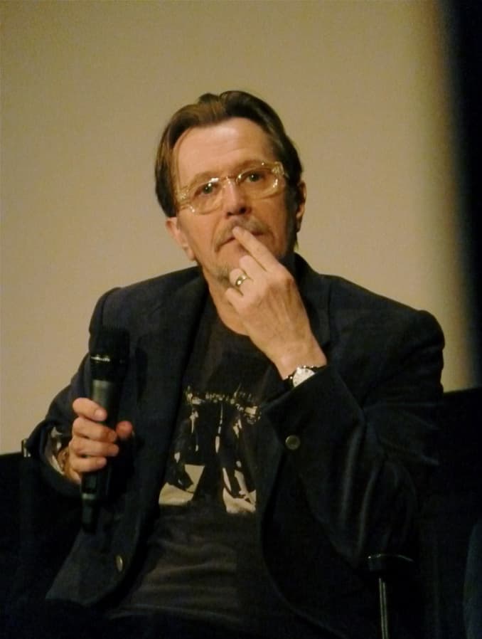 Fashionable Men: The Best Dressed Male Celebrities