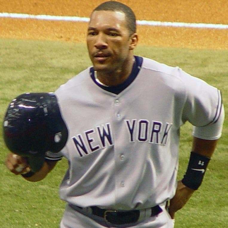 The Best Athletes Who Wore Number 11, Ranked By Fans