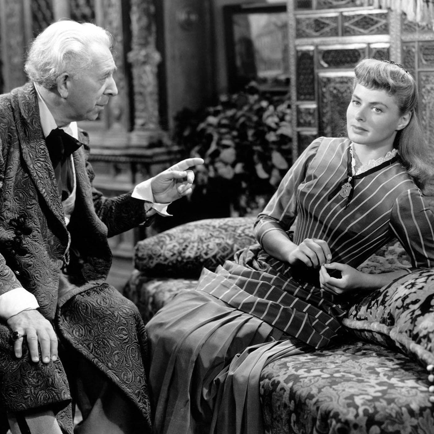 The 11 Most Disturbing Gaslighting Scenes in Film History