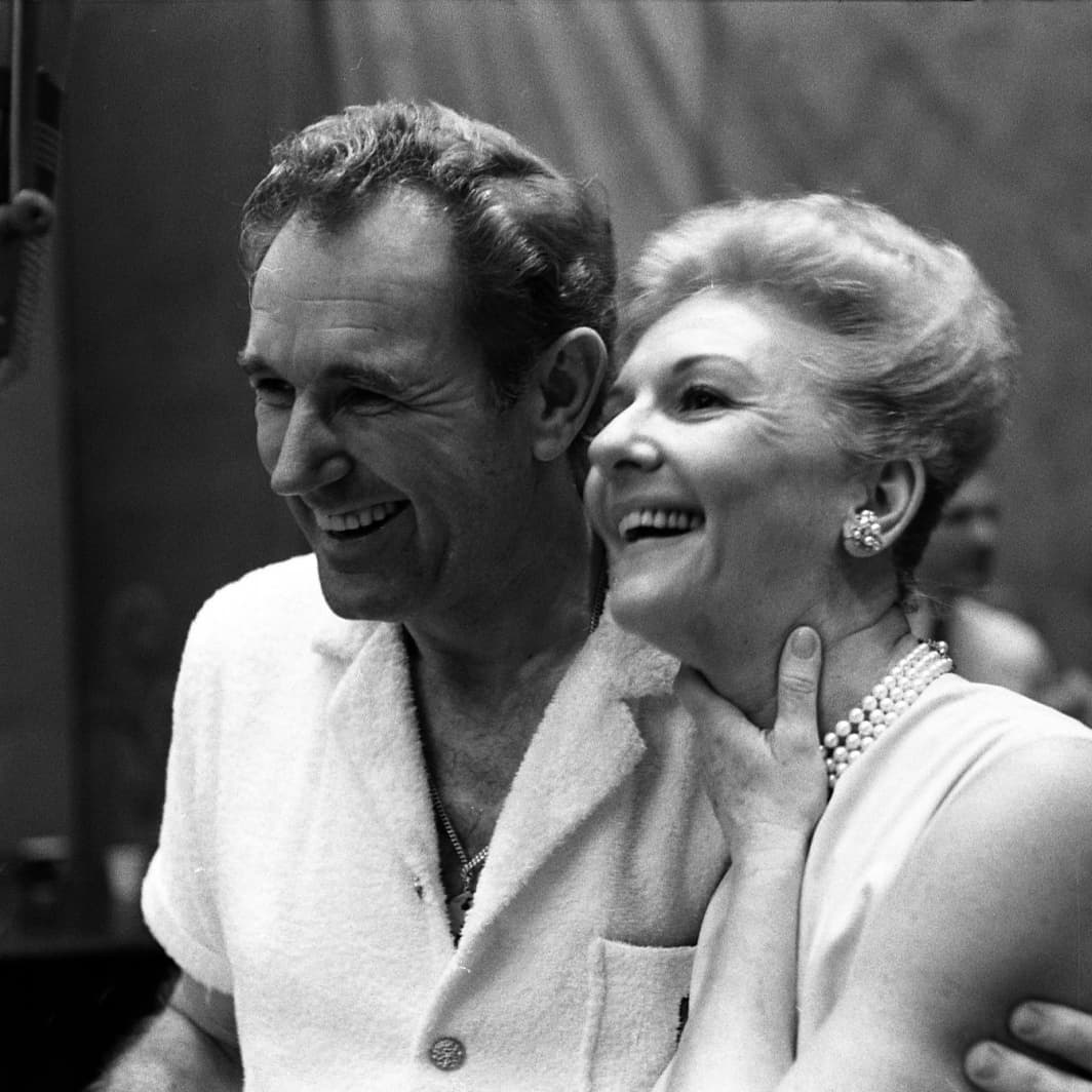 Famous People Who Fell to Their Death | List of Celebrities Who Fell to ...