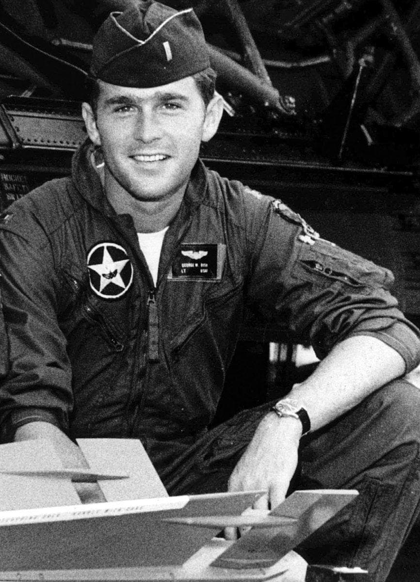 Politicians When They Were Young: Vintage Photos