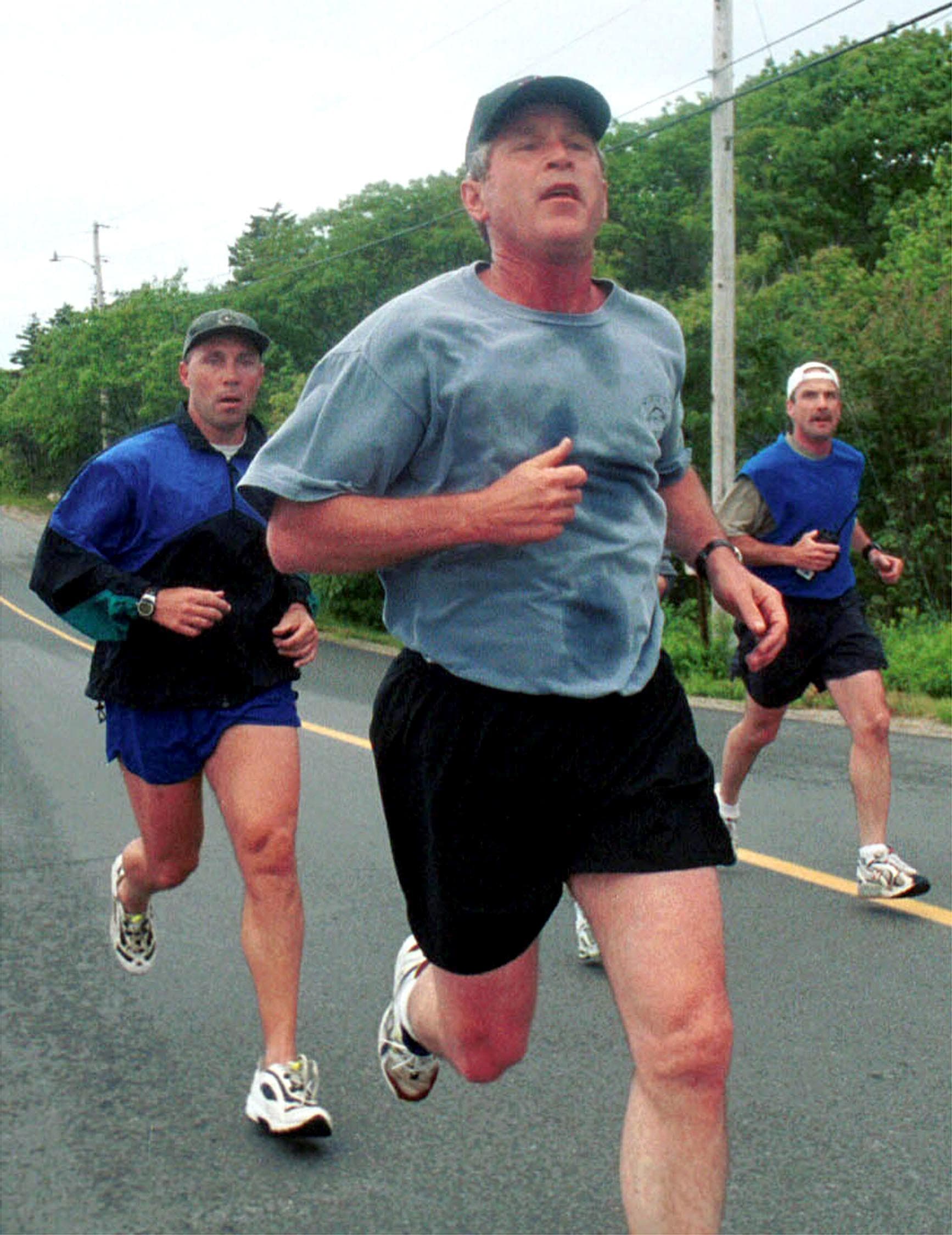 Celebrities Who Run | Famous People Who Are Runners