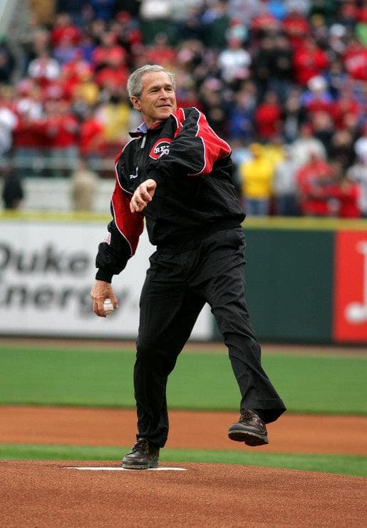 Celebs Who Played Baseball | List of Famous High School Baseball Players