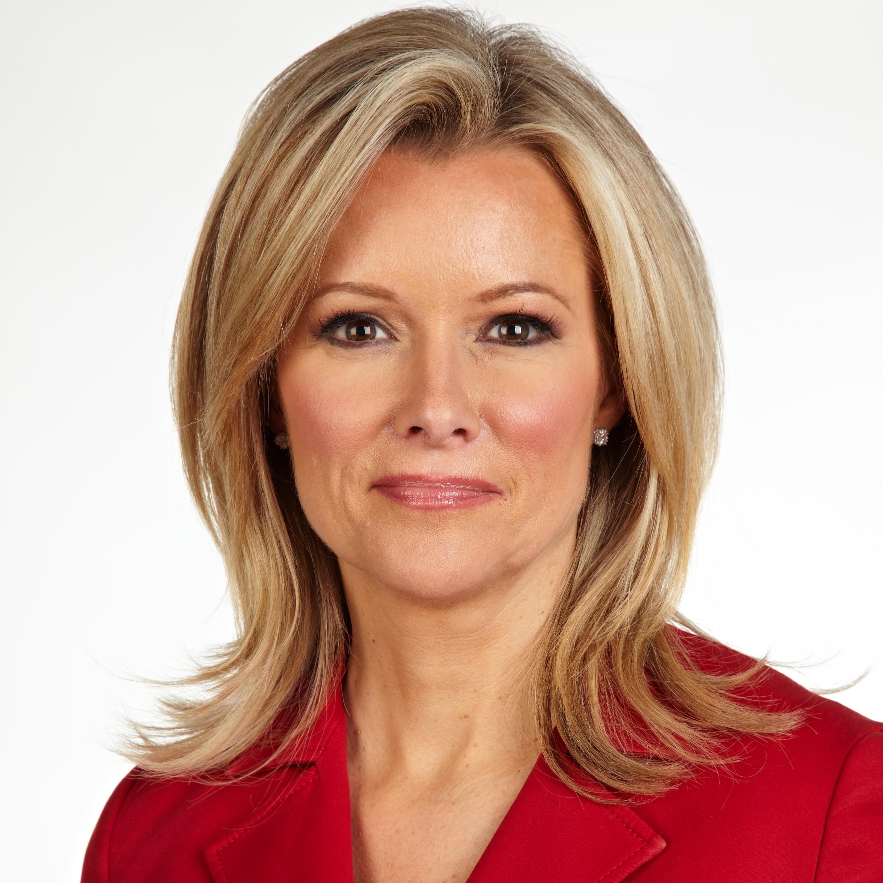 Famous Female TV Journalists | List of Top Female TV Journalists