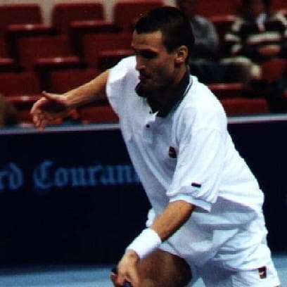 Best Canadian Tennis Players | List of Famous Tennis Players from Canada